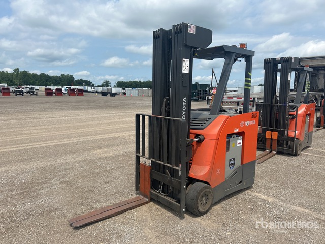 2022 Toyota 8BNCU20 4000 lb Electric Forklift | Ritchie Bros. Auctioneers