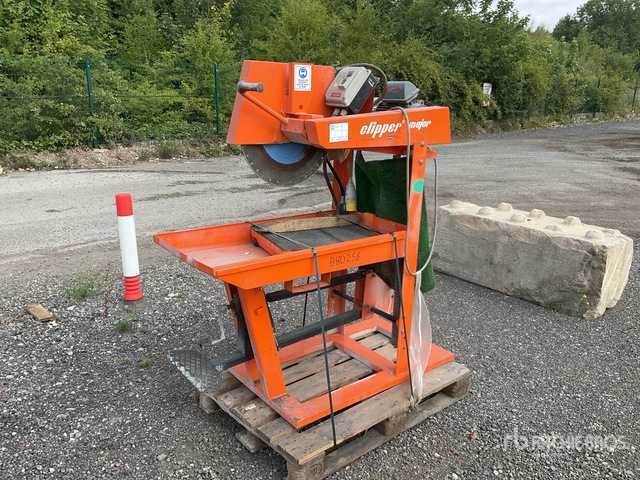 1996 Clipper Norton EDW3 Electric Brick Cutter | Ritchie Bros. Auctioneers