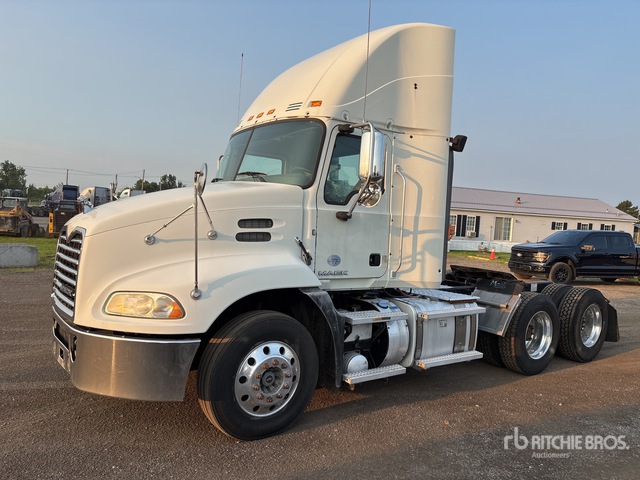 2016 Mack CXU613 6x4 T/A Day Cab Truck Tractor | Ritchie Bros. Auctioneers