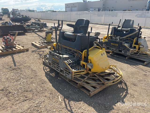 2010 Wacker Ride-On Power Trowel | Ritchie Bros. Auctioneers