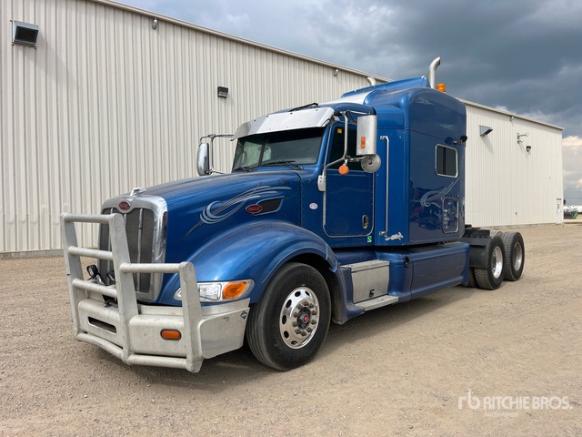 2013 Peterbilt 386 6x4 T/A Sleeper Truck Tractor | Ritchie Bros ...