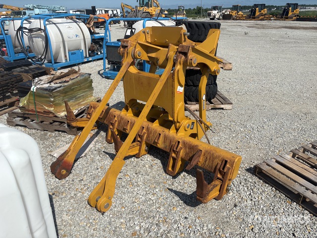 Diamond 915 Motor Grader Ripper - Fits Cat 24J/12M/140M/160M | Ritchie ...