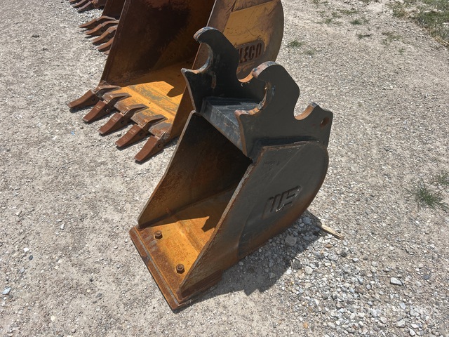 WB 12 in Q/C Cleanup Excavator Bucket - Fits kubota U35 | Ritchie Bros ...