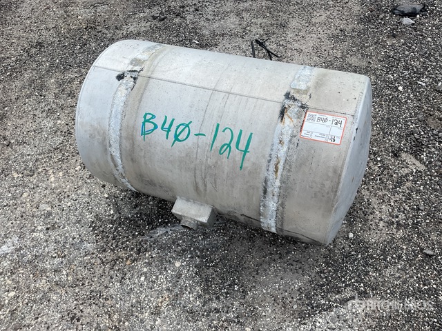 50 gal Fuel Tank | Ritchie Bros. Auctioneers