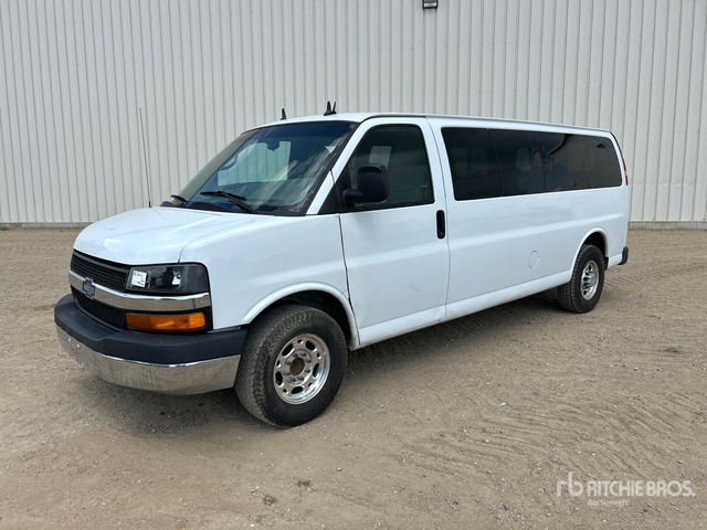 2015 Chevrolet Express Passenger Van | Ritchie Bros. Auctioneers