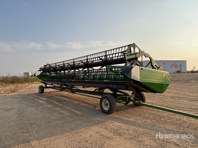2018 Zurn 735PF 35 ft PremiumFlow Combine Header | Ritchie Bros ...