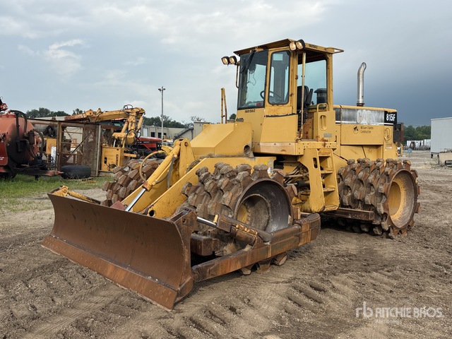 1997 Cat 815F Soil Compactor | Ritchie Bros. Auctioneers