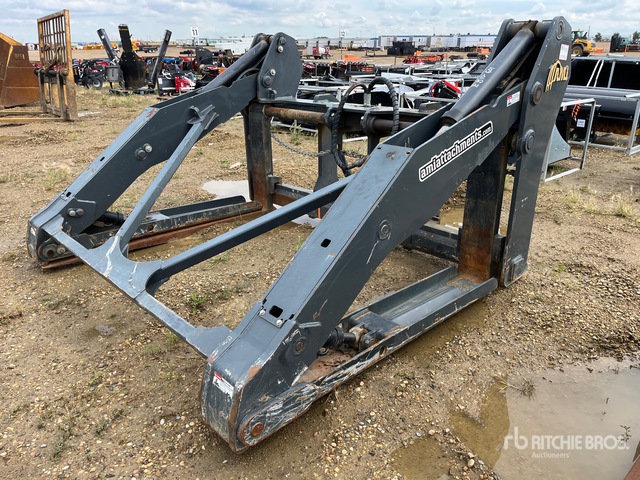 AMI 72 in Q/C Pipe Wheel Loader Grapple | Ritchie Bros. Auctioneers