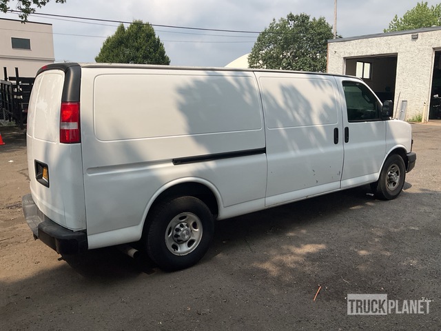 2018 Chevrolet 3500 Express Cargo Van in Lindenhurst, New York, United ...