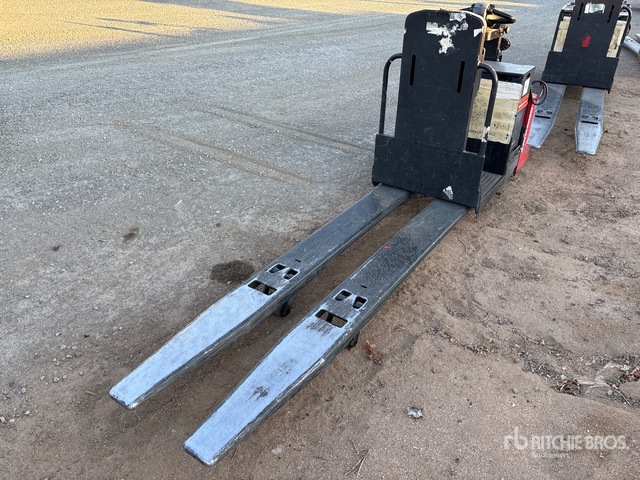 Raymond 8510 8000 lb Electric Pallet Jack | Ritchie Bros. Auctioneers