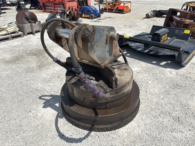 Moley Magnetics ESA50 53 in Scrap Magnet | Ritchie Bros. Auctioneers
