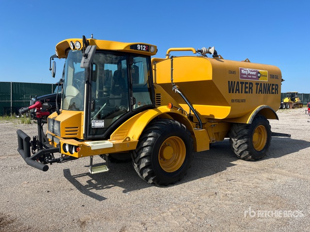 2019 Hydrema 912F 2500 gal 4x4 Articulated Water Truck | Ritchie Bros ...