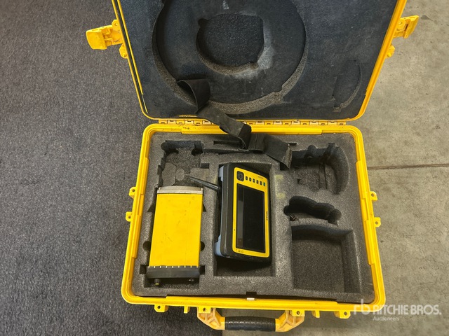Trimble Net R5 GPS Network Base Station | Ritchie Bros. Auctioneers