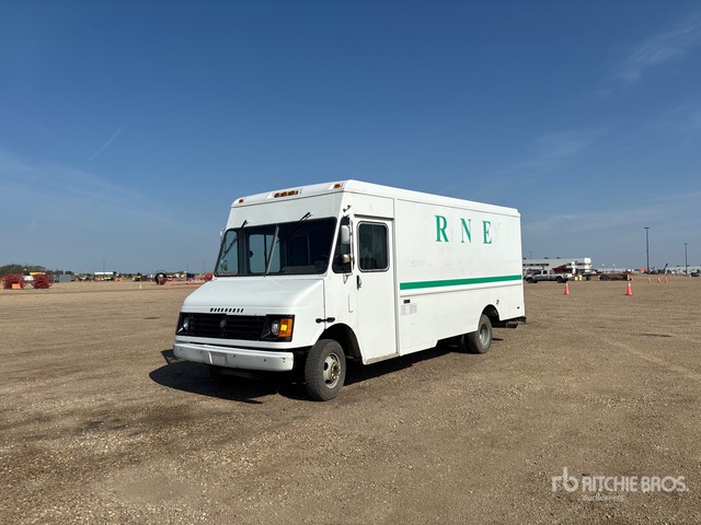2005 Workhorse P42 4x2 Step Van | Ritchie Bros. Auctioneers