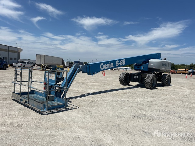 2018 Genie S85 4WD Diesel Telescopic Boom Lift | Ritchie Bros. Auctioneers