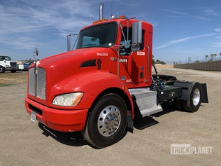 2011 Kenworth T370 Hybrid 4x2 S/A Day Cab Truck Tractor in Bakersfield ...