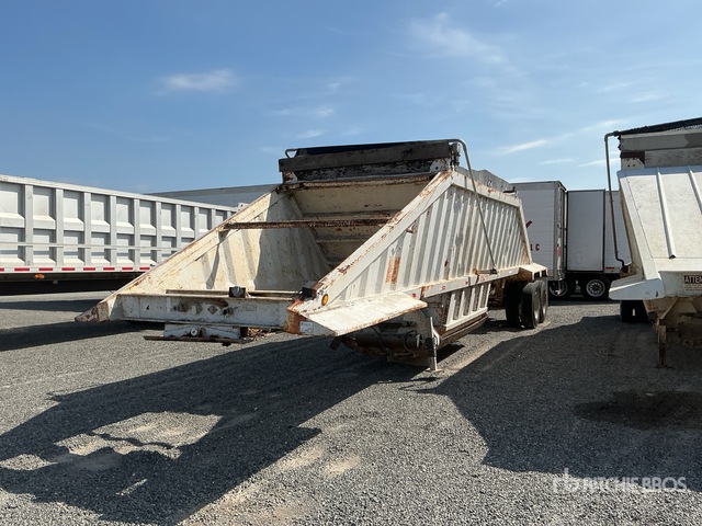 2000 CPS 17 ft T/A Belly Dump Trailer | Ritchie Bros. Auctioneers