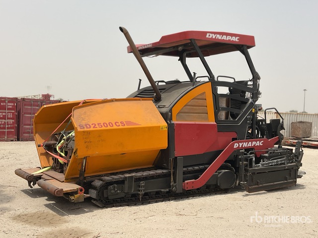 2015 Dynapac SD2500CS Track Asphalt Paver | Ritchie Bros. Auctioneers