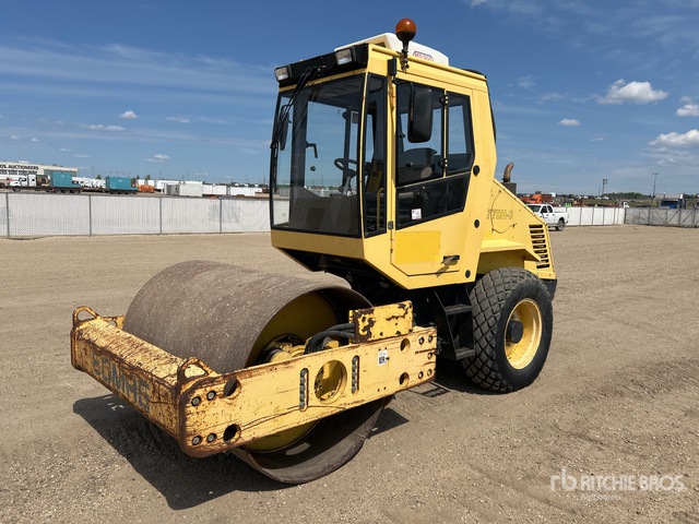 Bomag BW177DH3 Smooth Drum Compactor | Ritchie Bros. Auctioneers