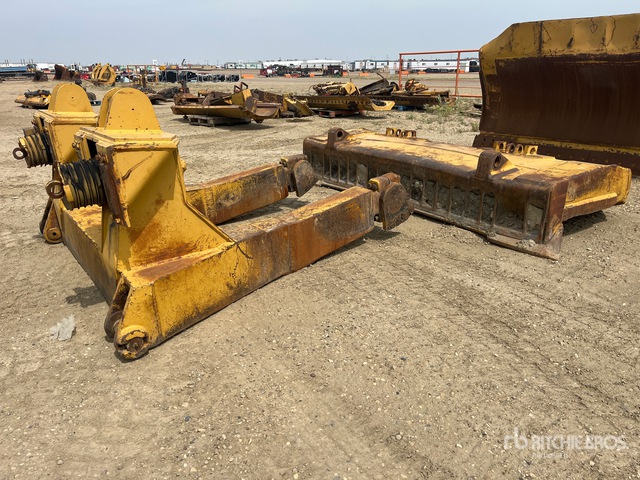 132 in Dozer Blade - Fits D9N, Cushion Dozer & C Frame | Ritchie Bros ...