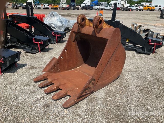 Cat 45 in Bucket | Ritchie Bros. Auctioneers