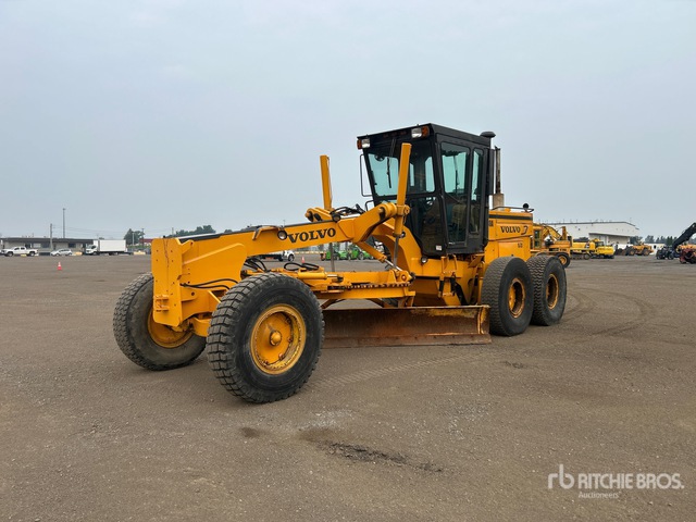 1990 Champion 730A Motor Grader | Ritchie Bros. Auctioneers