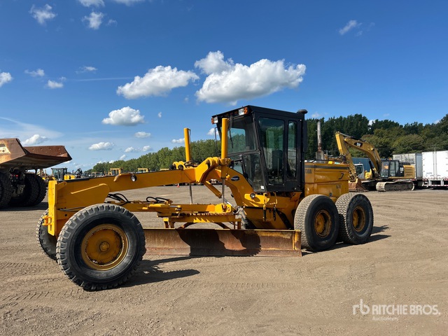 1990 Champion 730A Niveleuse motorisé | Ritchie Bros. Auctioneers