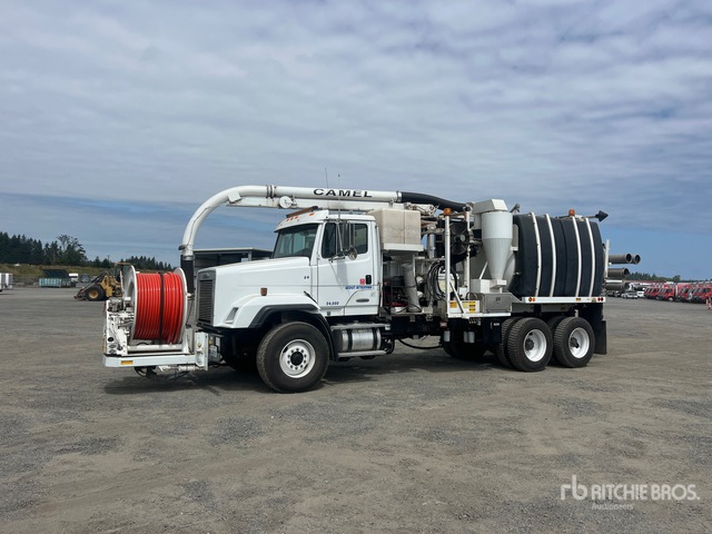 Pacific Utility 203823 on 1998 Freightliner FLC 112SD 6x4 Sewer Cleaner ...