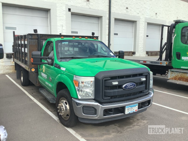2016 Ford F-350 XL 4x2 Flatbed Truck (Inoperable) in Eagan, Minnesota ...