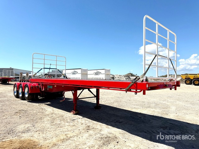 2004 Haulmark 7.2 m Tri/A B-Double Lead Flatbed Trailer | Ritchie Bros ...