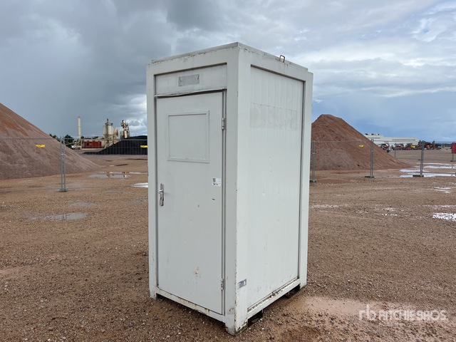 Containex 5 WC Bungalow De Chantier Portable Toilet | Ritchie Bros ...