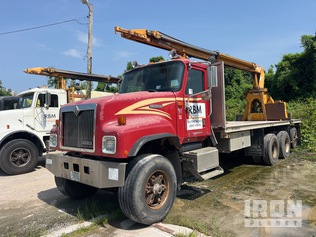 USTC M21-8 8000 lb Straight Boom on 2001 International 5500i 8x4 Boom ...
