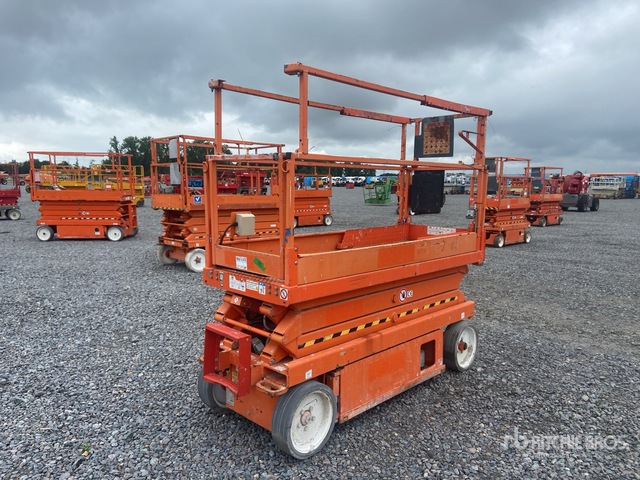 2015 Skyjack SJIII 3220 Electric Scissor Lift (Inoperable) | Ritchie ...