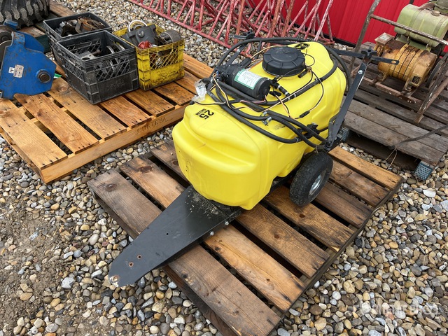John Deere 25 gal Estate Sprayer | Ritchie Bros. Auctioneers