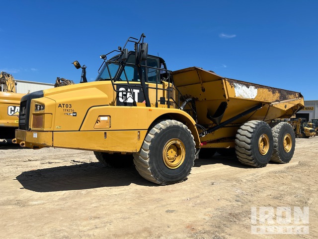 2015 Cat 745C Articulated Dump Truck in Irving, Texas, United States ...