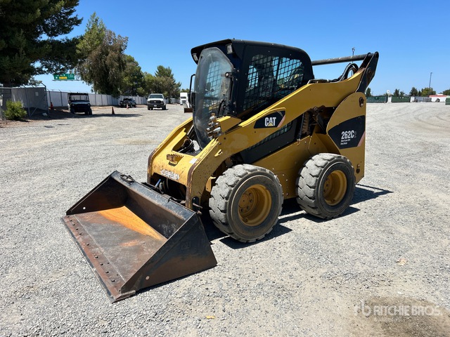 2013 Cat 262C2 Two-Speed High Flow XPS Skid Steer Loader | Ritchie Bros ...