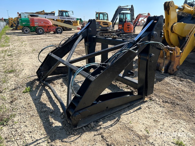 WBM Pipe Wheel Loader Grapple - Fits Komatsu WA320 | Ritchie Bros ...