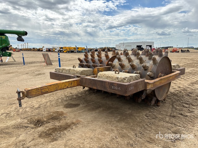 Pull Behind Compactor | Ritchie Bros. Auctioneers
