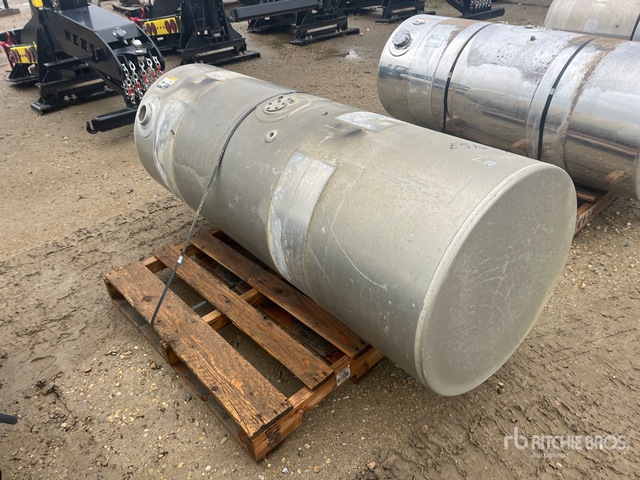 Kenworth 511 L Tank Fuel Tank | Ritchie Bros. Auctioneers