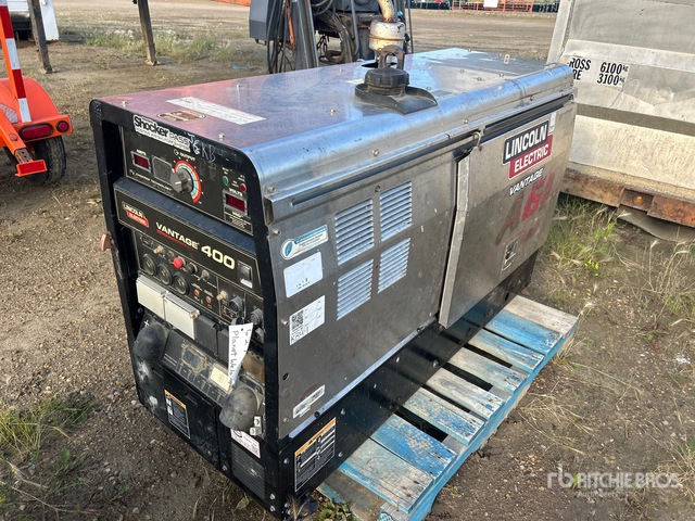 2014 Lincoln Vantage 400 Engine Driven Welder | Ritchie Bros. Auctioneers