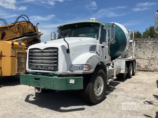 2015 Mack GU813 8x4 Mixer Truck in Tampa, Florida, United States ...