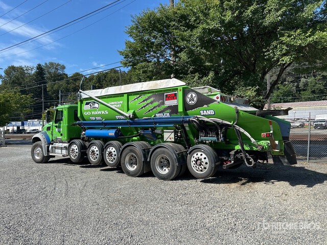 Can American XTR 25 on 2013 Mack GU713 14x4 Stone Spreader Truck in ...
