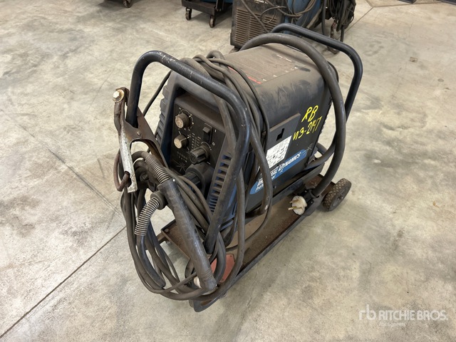 Thermal Dynamics Cutmaster 82 80 A Mobile Plasma Cutter | Ritchie Bros ...