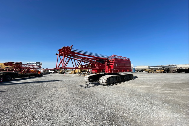 2012 Manitowic 11000 110 ton Lattice-Boom Crawler Crane | Ritchie Bros ...