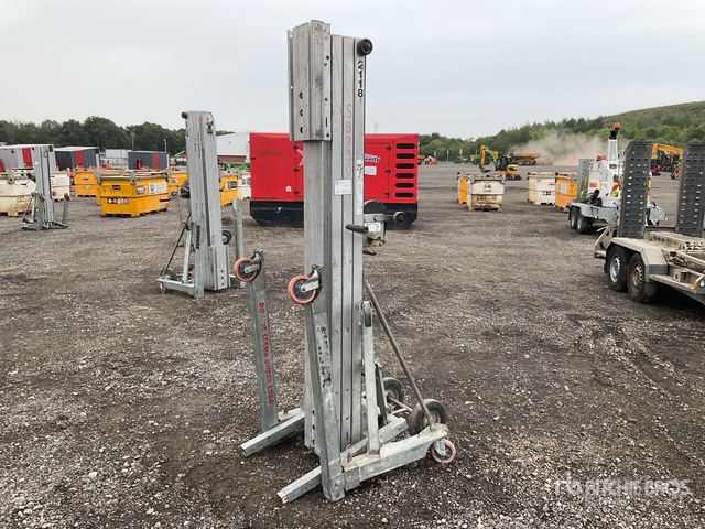 Sumner 2118 Material Hoist | Ritchie Bros. Auctioneers