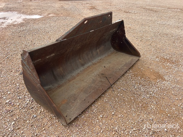 Treemme 2200 mm Godet Telehandler Bucket | Ritchie Bros. Auctioneers