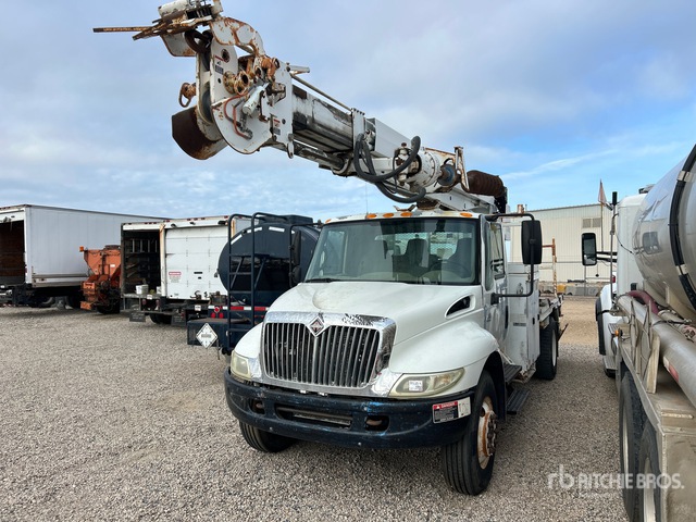 Altec DM47TR on 2007 International MA025 4x2 Digger Derrick Truck (Inoperable) | Ritchie Bros ...