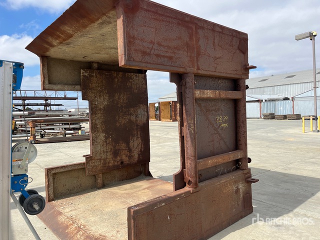 8 ft x 9 ft (4 in Wall) Manhole Box | Ritchie Bros. Auctioneers