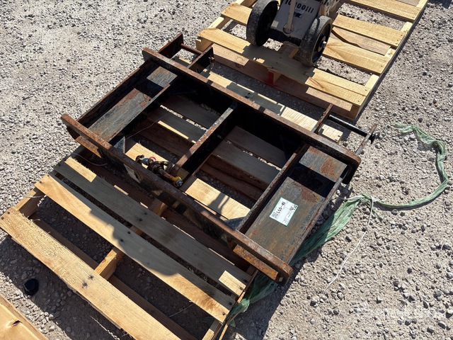 2015 JLG 1001097205 44 in Telehandler Crane Hook | Ritchie Bros ...