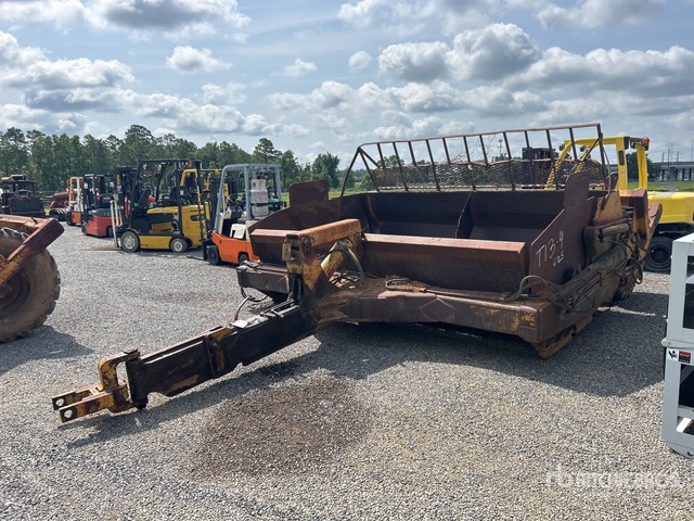 Reynolds 4 Tire Hydraulic Pull Scraper | Ritchie Bros. Auctioneers